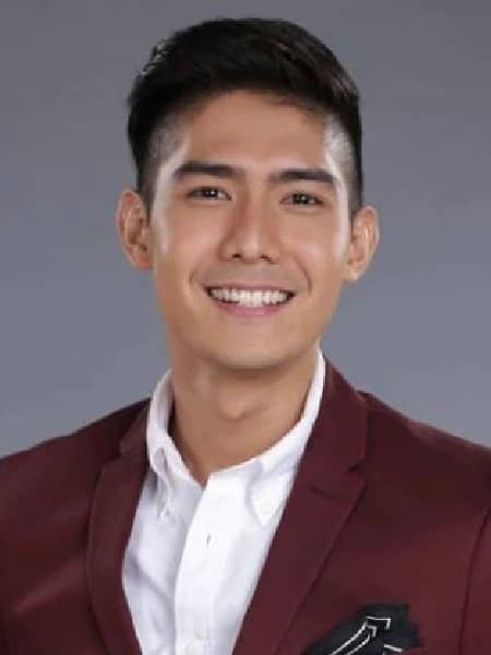 Robi Domingo - StarMagic